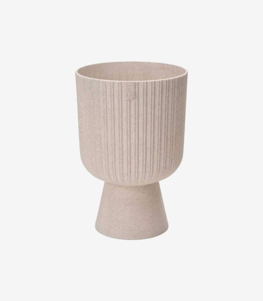 Hasmi Floor Flower Pots Cement Goblet Planters - Plásticos Lamaplast